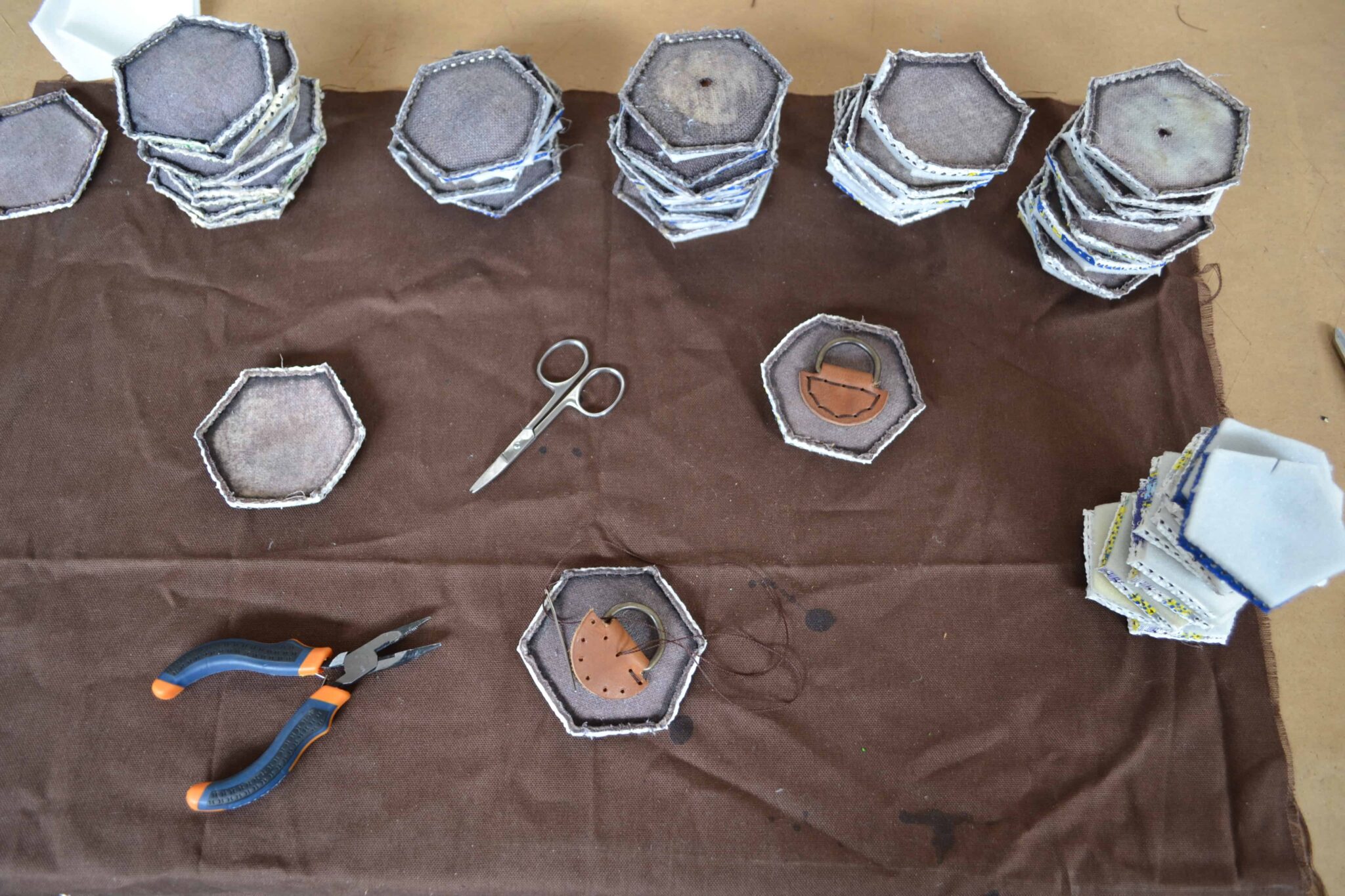 How to Upcycle a Soccer Ball into a Handbag - Upcycle My Stuff