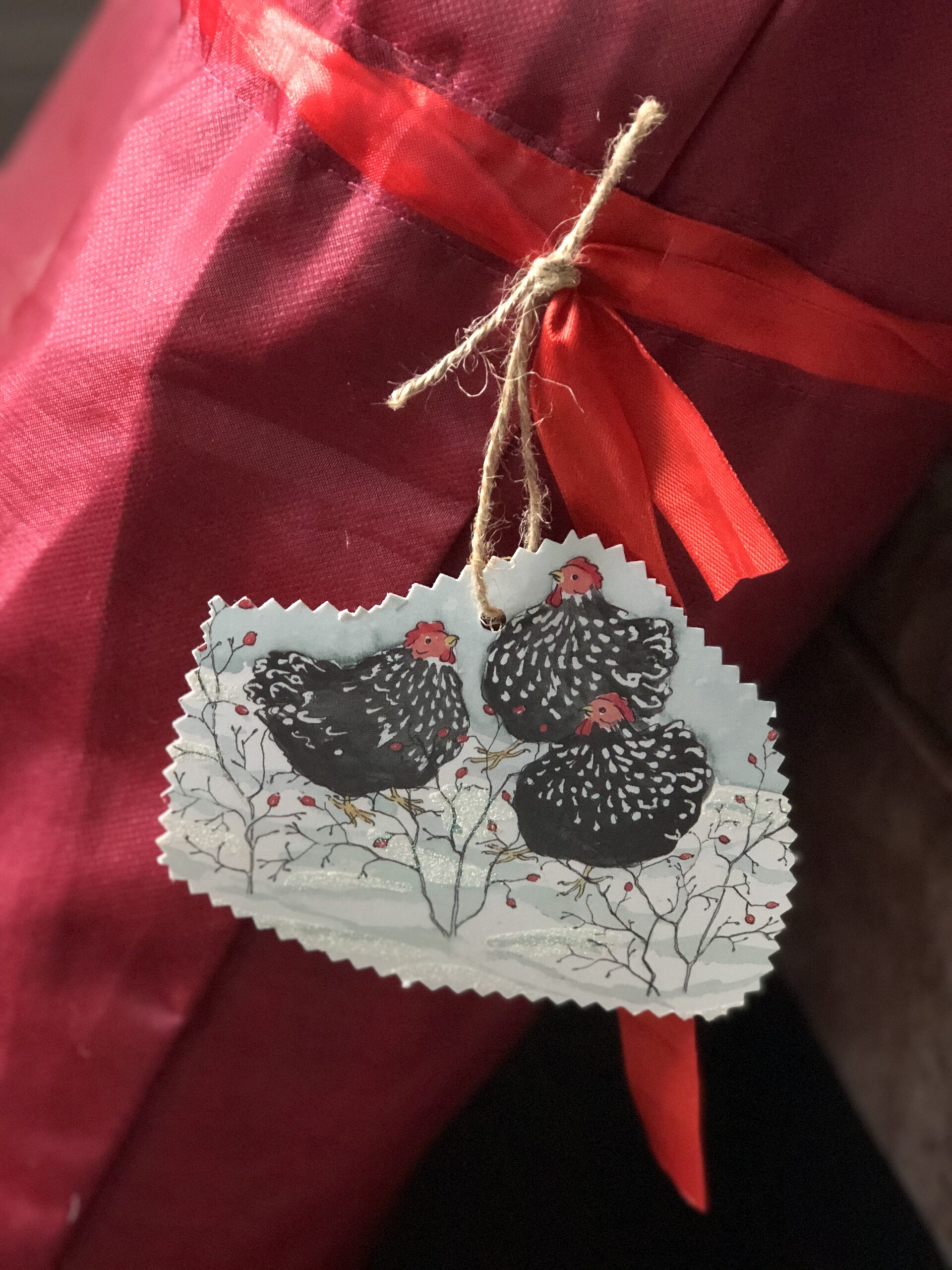 How to Reuse Christmas Cards as Gift Tags - Upcycle My Stuff
