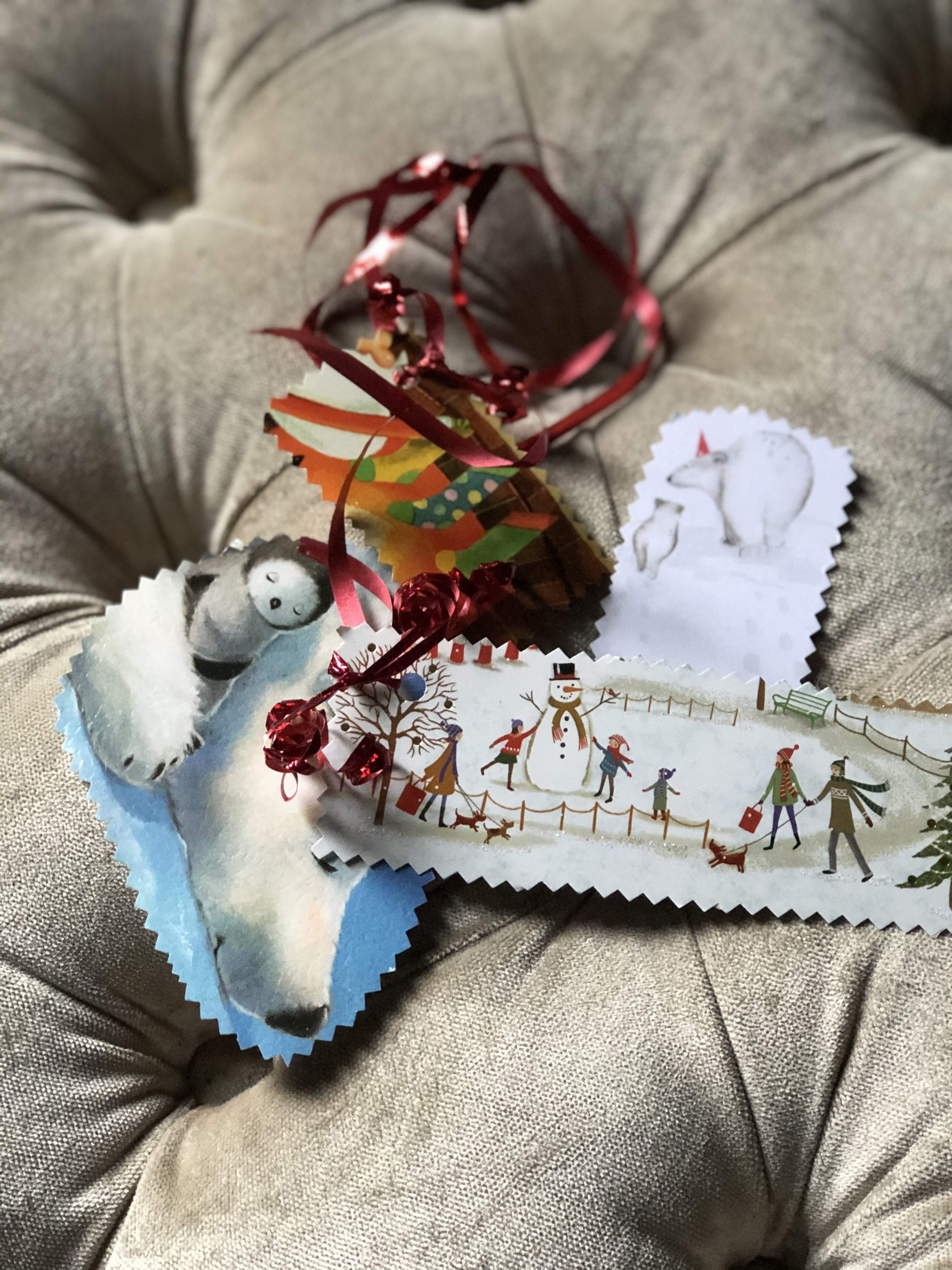 How to Reuse Christmas Cards as Gift Tags - Upcycle My Stuff