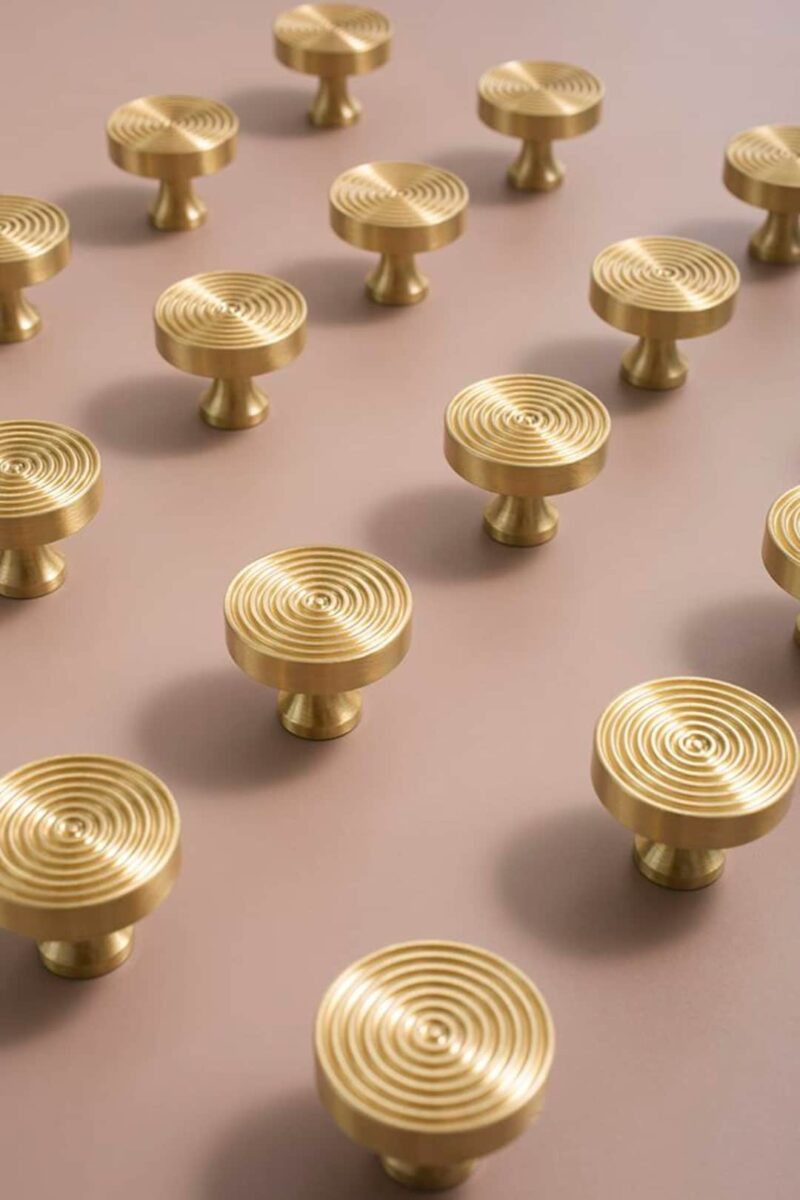 44 Unique Knobs & Drawer Pulls for Upcycle Projects