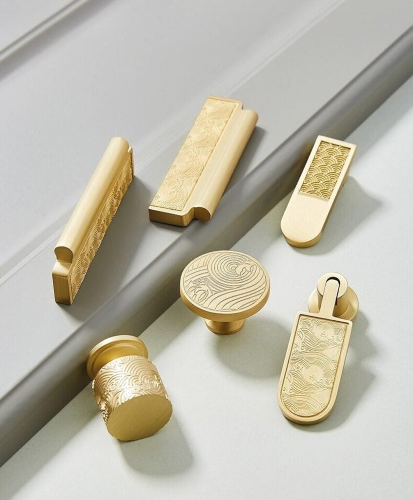 44 Unique Knobs & Drawer Pulls for Upcycle Projects
