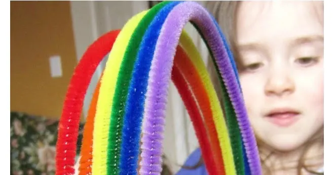 20+ Pipe Cleaner Crafts - Fun and Easy For Any Age - Upcycle My Stuff